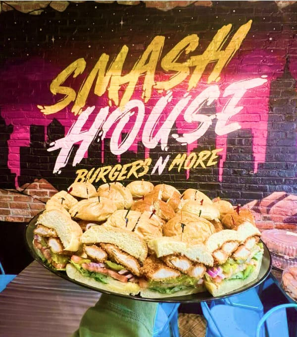 Catering Queens - Smash House Burger